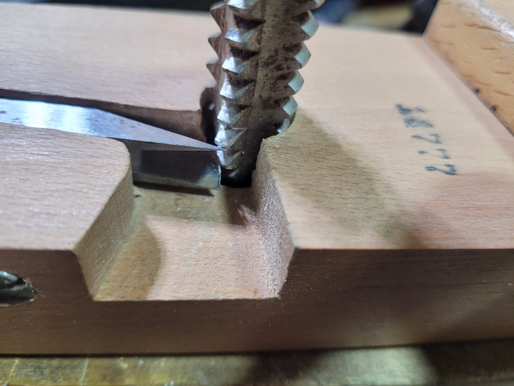 Make your own Wooden Screws - The Threadbox & Tap | Vintage Tool Patch
