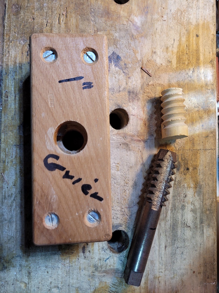 Make your own Wooden Screws - The Threadbox & Tap | Vintage Tool Patch